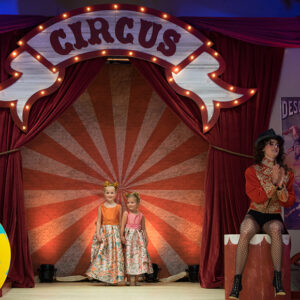Brides Magazine Brings Amazing Circus Catwalk To Brides The Show 2016 ...