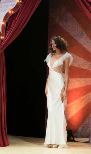 Brides Magazine Brings Amazing Circus Catwalk To Brides The Show 2016 ...